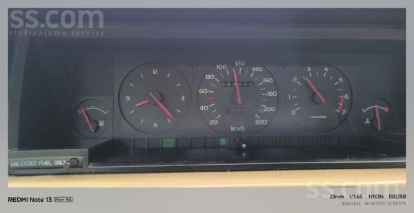 Grey Volvo 740 1986 in Tukums, with an engine capacity of 2.30 L and mileage of 333 thousand km for 4500 €, photo 10 on AUTOMOTO.COM.LV