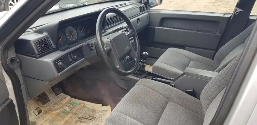 Pelēks Volvo 740 1990 Valmiera, ar dzinēja tilpumu 2.30 L un nobraukumu 369 tūkst. km par 3250 €, foto 11 vietnē AUTOMOTO.COM.LV
