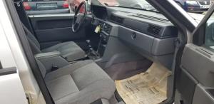 Pelēks Volvo 740 1990 Valmiera, ar dzinēja tilpumu 2.30 L un nobraukumu 369 tūkst. km par 3250 €, foto 13 vietnē AUTOMOTO.COM.LV