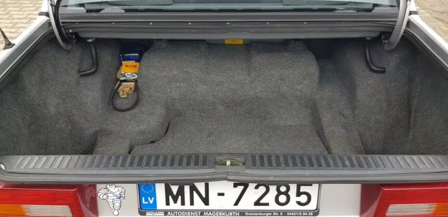 Pelēks Volvo 740 1990 Valmiera, ar dzinēja tilpumu 2.30 L un nobraukumu 369 tūkst. km par 3250 €, foto 14 vietnē AUTOMOTO.COM.LV