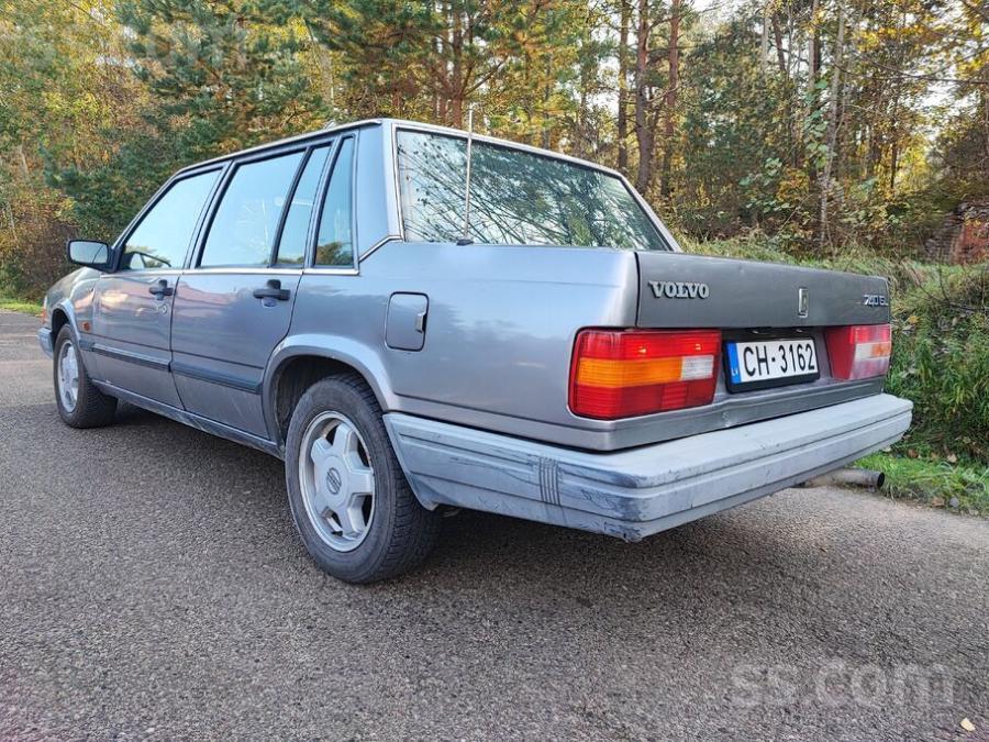 Серый Вольво 740 1990 в Рига, объемом двигателя 2.00 л и пробегом 404 тыс. км за 2700 €, фото 4 на AUTOMOTO.COM.LV