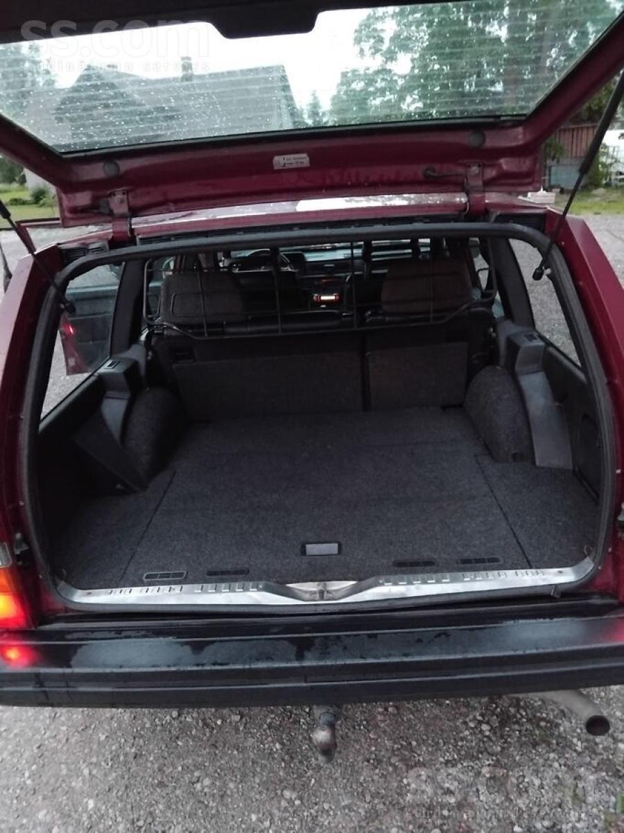 Sarkans Volvo 740 1989 Tukums, ar dzinēja tilpumu 2.30 L un nobraukumu 389 tūkst. km par 2950 €, foto 4 vietnē AUTOMOTO.COM.LV