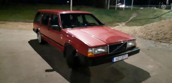 Красный Вольво 740 1989 в Вильнюс, объемом двигателя 2.32 л и пробегом 300 тыс. км за 2500 €, фото 6 на AUTOMOTO.COM.LV