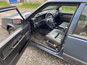 Volvo 740 1990 in Tallinn, with an engine capacity of 2.40 L and mileage of 853 thousand km for 1000 €, photo 6 on AUTOMOTO.COM.LV