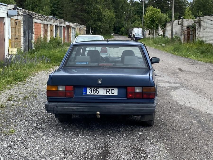 Volvo 740 1990 in Tallinn, with an engine capacity of 2.40 L and mileage of 853 thousand km for 1000 €, photo 17 on AUTOMOTO.COM.LV