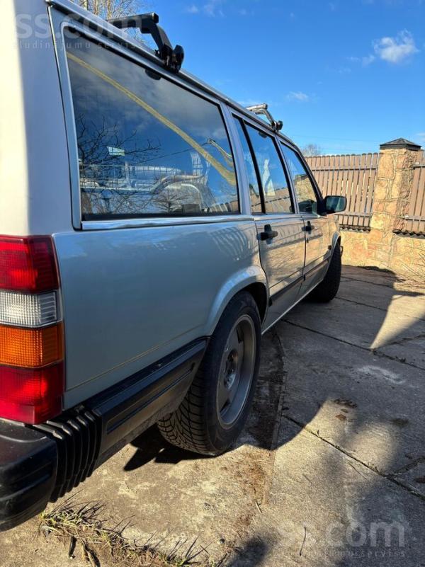 White Volvo 740 1987 in Jelgava, with an engine capacity of 2.30 L and mileage of 402 thousand km for 4500 €, photo 5 on AUTOMOTO.COM.LV