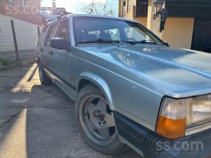 White Volvo 740 1987 in Jelgava, with an engine capacity of 2.30 L and mileage of 402 thousand km for 4500 €, photo 7 on AUTOMOTO.COM.LV