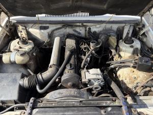 Balts Volvo 740 1988 Jehvi, ar dzinēja tilpumu 2.40 L un nobraukumu 233 tūkst. km par 3000 €, foto 30 vietnē AUTOMOTO.COM.LV