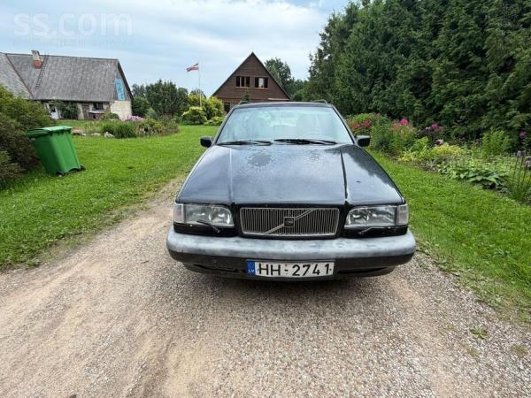 Черный Вольво 850 1996 в Кулдига, объемом двигателя 2.40 л и пробегом 0 тыс. км за 1500 €, фото 3 на AUTOMOTO.COM.LV