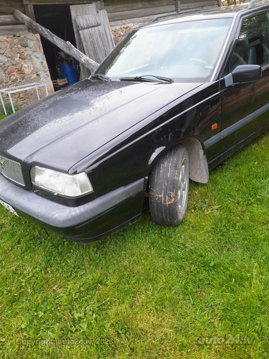 Melns Volvo 850 1996 Tallina, ar dzinēja tilpumu 2.40 L un nobraukumu 0 tūkst. km par 2000 €, foto 3 vietnē AUTOMOTO.COM.LV