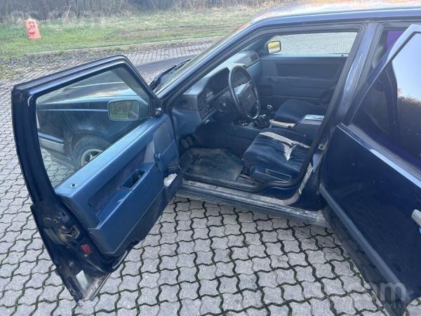 Zils Volvo 850 1992 Ventspils, ar dzinēja tilpumu 2.50 L un nobraukumu 407 tūkst. km par 600 €, foto 10 vietnē AUTOMOTO.COM.LV