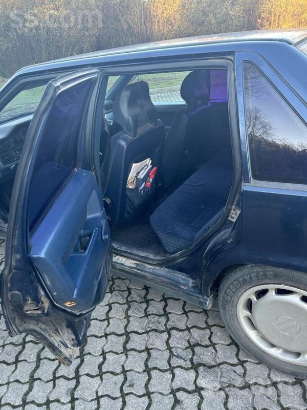 Zils Volvo 850 1992 Ventspils, ar dzinēja tilpumu 2.50 L un nobraukumu 407 tūkst. km par 600 €, foto 11 vietnē AUTOMOTO.COM.LV