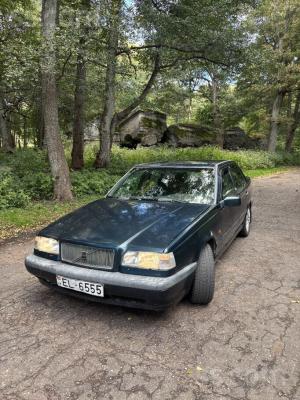 Blue Volvo 850 1994 in Liepaja, with an engine capacity of 2.40 L and mileage of 369 thousand km for 1850 €, photo  on AUTOMOTO.COM.LV