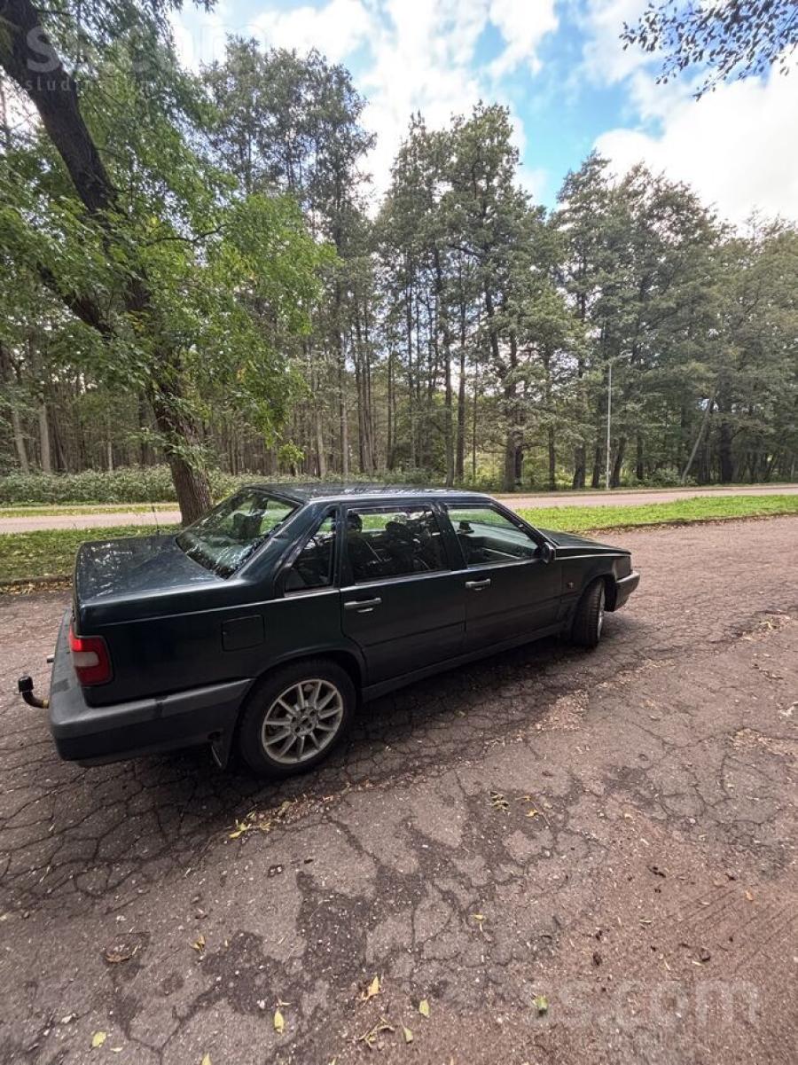 Zils Volvo 850 1994 Liepāja, ar dzinēja tilpumu 2.40 L un nobraukumu 369 tūkst. km par 1850 €, foto 5 vietnē AUTOMOTO.COM.LV