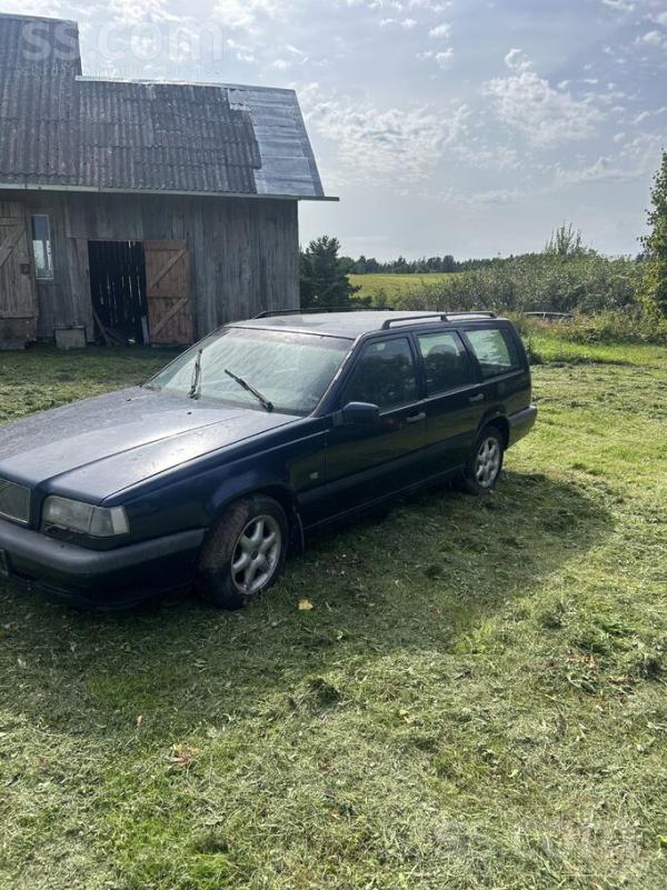 Zils Volvo 850 1995 Rīga, ar dzinēja tilpumu 2.40 L un nobraukumu 225 tūkst. km par 700 €, foto 2 vietnē AUTOMOTO.COM.LV