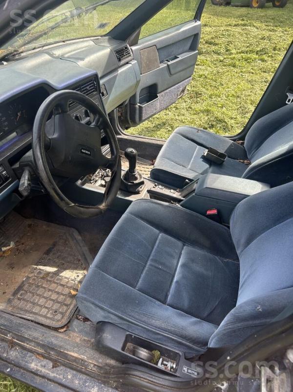 Zils Volvo 850 1995 Rīga, ar dzinēja tilpumu 2.40 L un nobraukumu 225 tūkst. km par 700 €, foto 8 vietnē AUTOMOTO.COM.LV