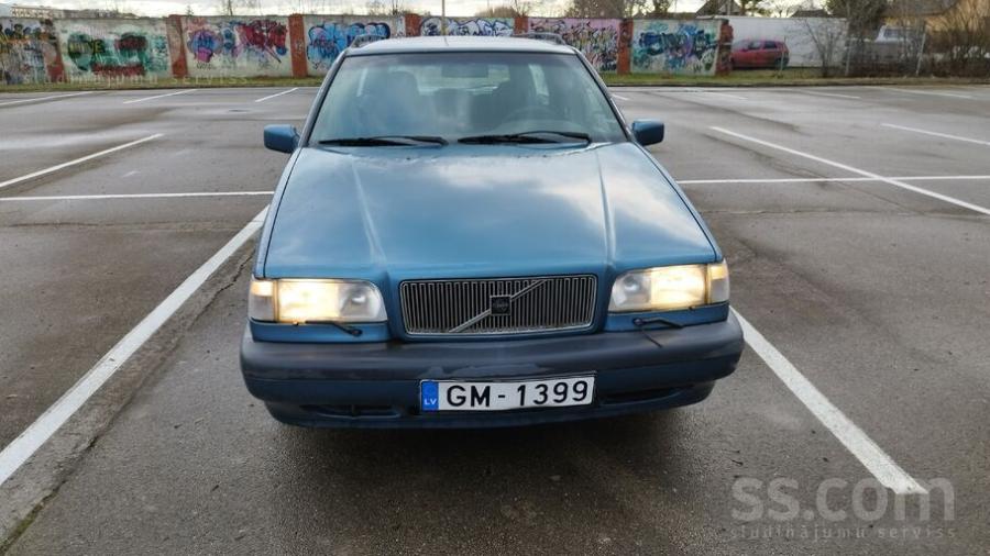Zils Volvo 850 1996 Dobele, ar dzinēja tilpumu 2.40 L un nobraukumu 332 tūkst. km par 1500 €, foto 2 vietnē AUTOMOTO.COM.LV