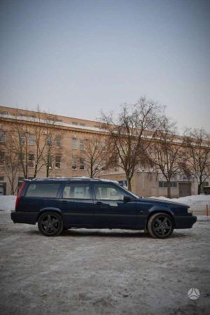 Blue Volvo 850 1996 in Vilnius, with an engine capacity of 2.00 L and mileage of 310 thousand km for 1850 €, photo 3 on AUTOMOTO.COM.LV