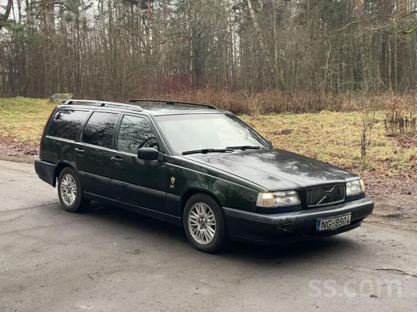 Zaļš Volvo 850 1996 Rīga, ar dzinēja tilpumu 2.50 L un nobraukumu 498 tūkst. km par 1799 €, foto 1 vietnē AUTOMOTO.COM.LV