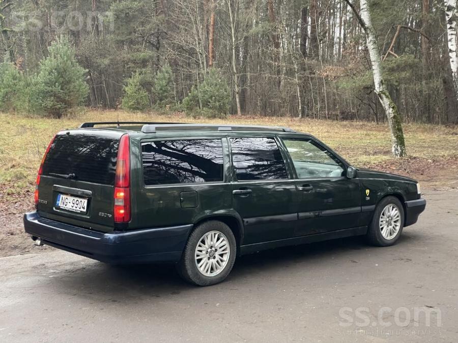 Zaļš Volvo 850 1996 Rīga, ar dzinēja tilpumu 2.50 L un nobraukumu 498 tūkst. km par 1799 €, foto 2 vietnē AUTOMOTO.COM.LV