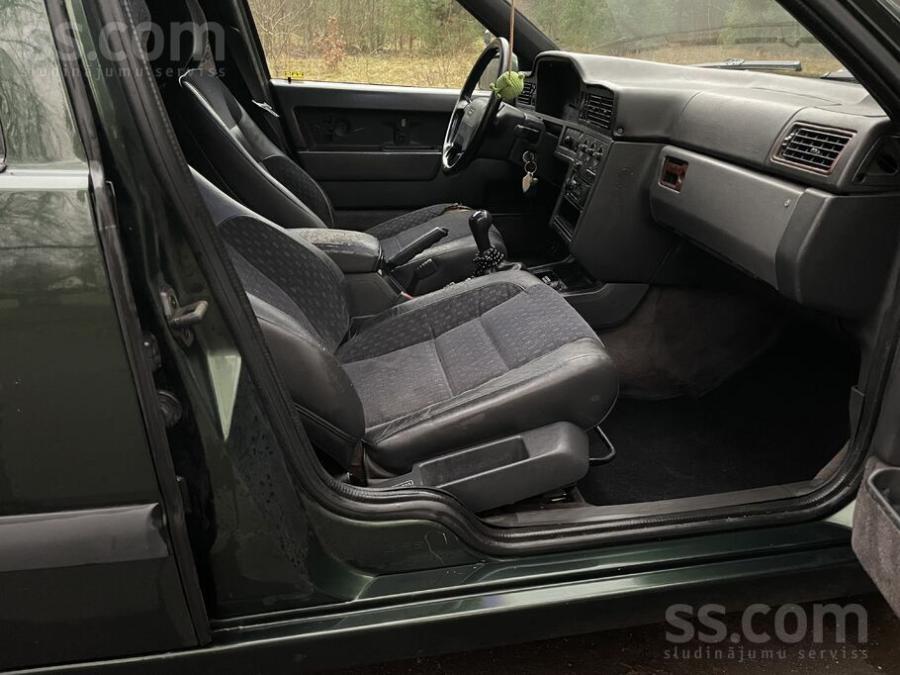 Zaļš Volvo 850 1996 Rīga, ar dzinēja tilpumu 2.50 L un nobraukumu 498 tūkst. km par 1799 €, foto 10 vietnē AUTOMOTO.COM.LV