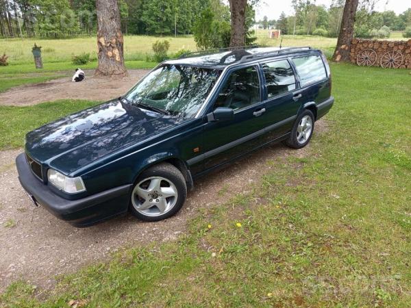 Zaļš Volvo 850 1996 Valmiera, ar dzinēja tilpumu 2.50 L un nobraukumu 273 tūkst. km par 4499 €, foto 4 vietnē AUTOMOTO.COM.LV