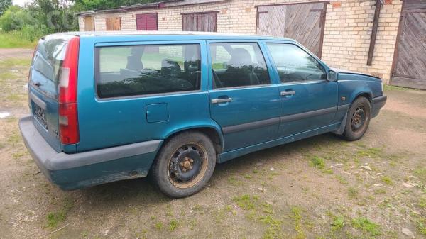 Zaļš Volvo 850 1996 Balvi, ar dzinēja tilpumu 2.50 L un nobraukumu 390 tūkst. km par 1100 €, foto 4 vietnē AUTOMOTO.COM.LV