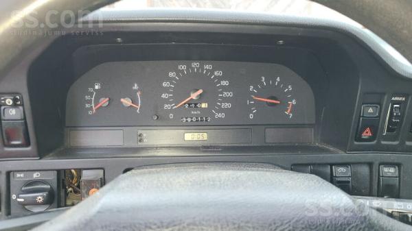 Zaļš Volvo 850 1996 Balvi, ar dzinēja tilpumu 2.50 L un nobraukumu 390 tūkst. km par 1100 €, foto 9 vietnē AUTOMOTO.COM.LV