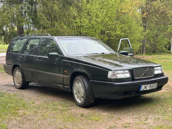 Zaļš Volvo 850 1997 Balvi, ar dzinēja tilpumu 2.50 L un nobraukumu 310 tūkst. km par 1050 €, foto 5 vietnē AUTOMOTO.COM.LV