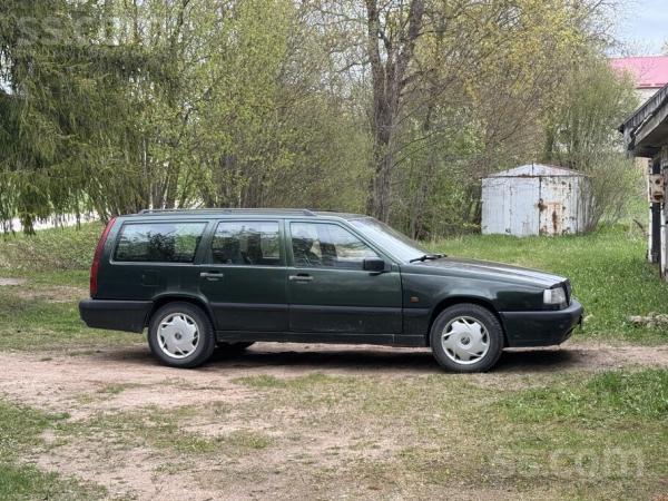Zaļš Volvo 850 1997 Balvi, ar dzinēja tilpumu 2.50 L un nobraukumu 310 tūkst. km par 1050 €, foto 6 vietnē AUTOMOTO.COM.LV