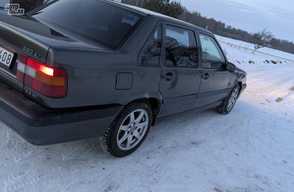Pelēks Volvo 850 1994 Panevēža, ar dzinēja tilpumu 2.50 L un nobraukumu 293 tūkst. km par 1999 €, foto 5 vietnē AUTOMOTO.COM.LV