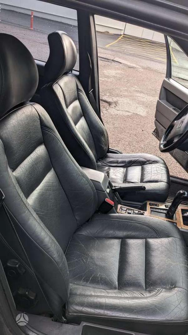 Pelēks Volvo 850 1994 Viļņa, ar dzinēja tilpumu 2.44 L un nobraukumu 293 tūkst. km par 1200 €, foto 10 vietnē AUTOMOTO.COM.LV