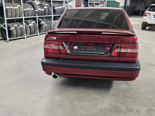 Red Volvo 850 1995 in Jekabpils, with an engine capacity of 2.40 L and mileage of 0 thousand km for 1500 €, photo 4 on AUTOMOTO.COM.LV