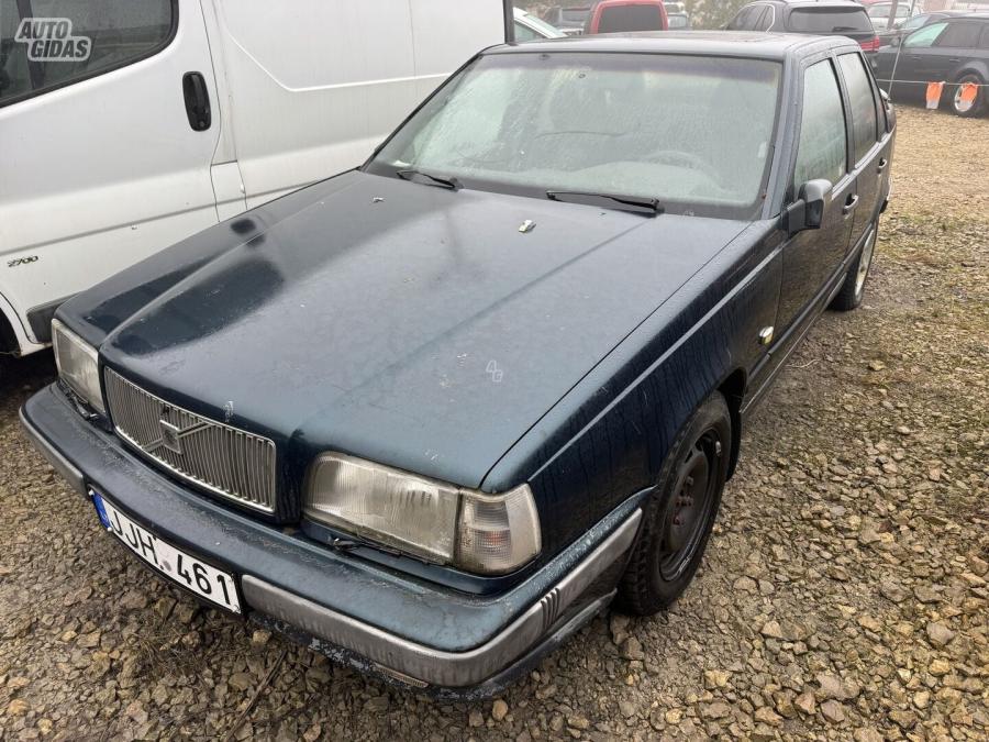 Volvo 850 1992 in Siauliai, with an engine capacity of 2.00 L and mileage of 111 thousand km for 450 €, photo 1 on AUTOMOTO.COM.LV