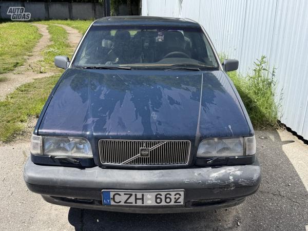 Volvo 850 1998 in Panevezys, with an engine capacity of 2.00 L and mileage of 3 thousand km for 450 €, photo 2 on AUTOMOTO.COM.LV