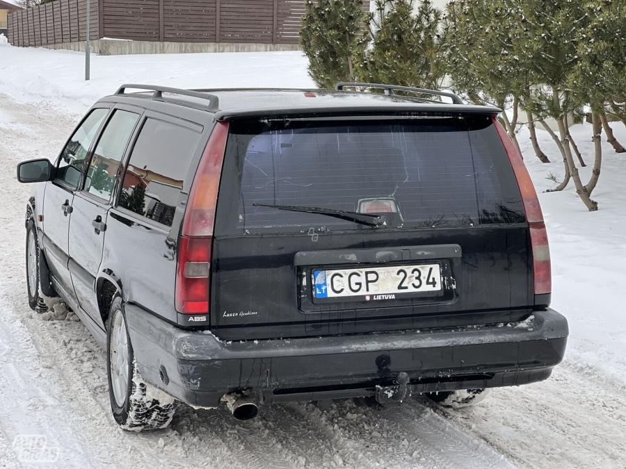 Volvo 850 1995 in Klaipeda, with an engine capacity of 2.00 L and mileage of 260 thousand km for 1350 €, photo 6 on AUTOMOTO.COM.LV