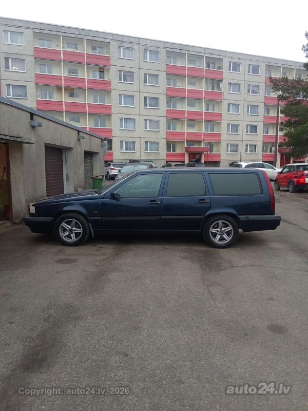 Volvo 850 1996 Keila, ar dzinēja tilpumu 2.50 L un nobraukumu 267 tūkst. km par 1400 €, foto 2 vietnē AUTOMOTO.COM.LV