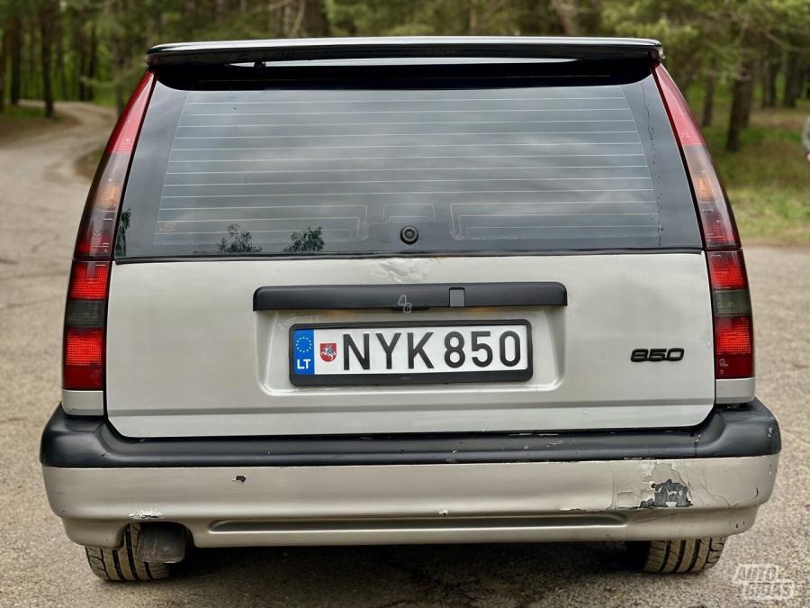 Volvo 850 1996 in Elektrenai, with an engine capacity of 2.50 L and mileage of 440 thousand km for 2650 €, photo 7 on AUTOMOTO.COM.LV
