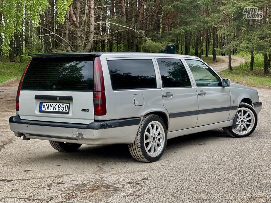 Volvo 850 1996 in Elektrenai, with an engine capacity of 2.50 L and mileage of 440 thousand km for 2650 €, photo 18 on AUTOMOTO.COM.LV