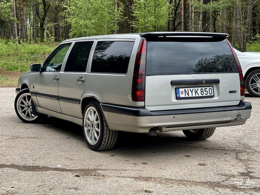 Volvo 850 1996 in Elektrenai, with an engine capacity of 2.50 L and mileage of 440 thousand km for 2650 €, photo 23 on AUTOMOTO.COM.LV
