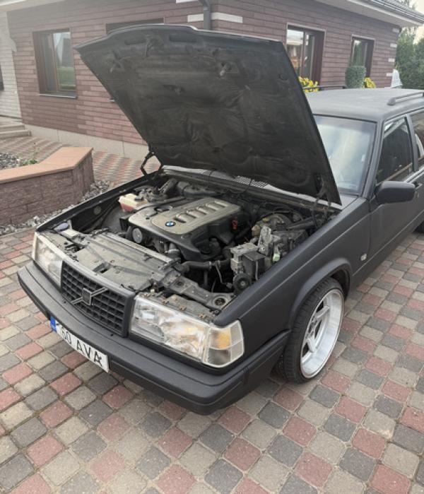 Volvo 940 1994 Elva vietnÄ Melns Volvo 940 1994 Elva, ar dzinÄja tilpumu 3.00 L un nobraukumu 414 tÅ«kst. km par 4500 ā¬, foto 3 vietnÄ AUTOMOTO.COM.LV