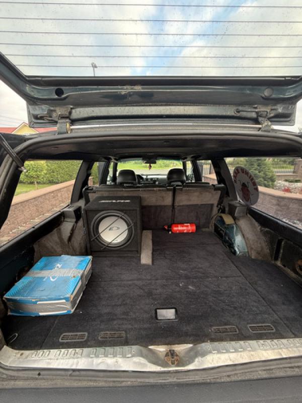 Volvo 940 1994 Elva vietnÄ Melns Volvo 940 1994 Elva, ar dzinÄja tilpumu 3.00 L un nobraukumu 414 tÅ«kst. km par 4500 ā¬, foto 9 vietnÄ AUTOMOTO.COM.LV