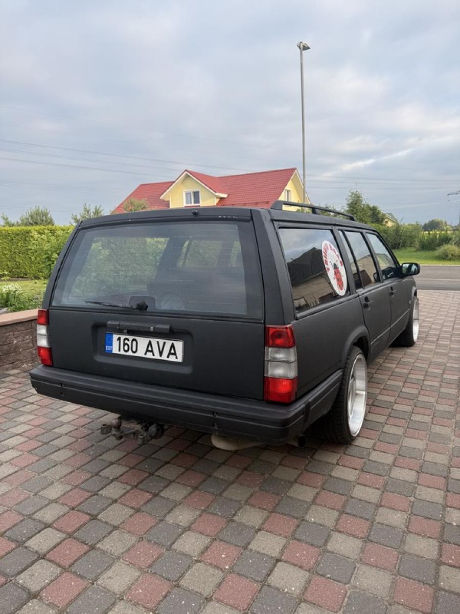 Melns Volvo 940 1994 Elva, ar dzinēja tilpumu 3.00 L un nobraukumu 414 tūkst. km par 4500 €, foto 15 vietnē AUTOMOTO.COM.LV