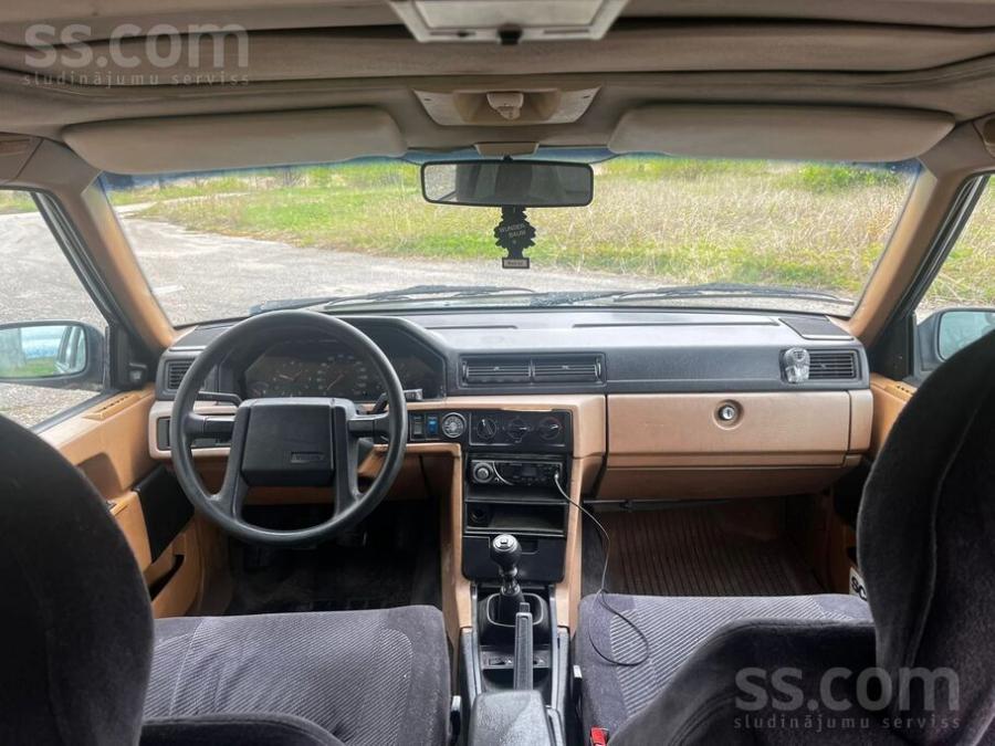 Blue Volvo 940 1991 in Liepaja, with an engine capacity of 2.40 L and mileage of 418 thousand km for 2700 €, photo 6 on AUTOMOTO.COM.LV