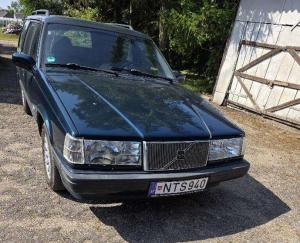 Green Volvo 940 1997 in Alytus, with an engine capacity of 2.32 L and mileage of 390 thousand km for 8000 €, photo  on AUTOMOTO.COM.LV