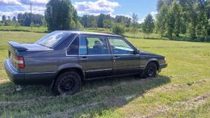 Grey Volvo 940 1992 in Cesis, with an engine capacity of 2.40 L and mileage of 418 thousand km for 1850 €, photo 6 on AUTOMOTO.COM.LV