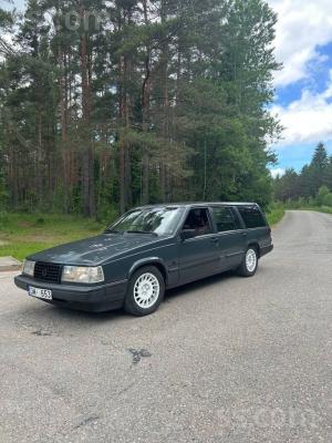 Grey Volvo 940 1991 in Riga, with an engine capacity of 2.40 L and mileage of 505 thousand km for 2650 €, photo 3 on AUTOMOTO.COM.LV