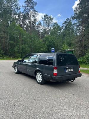 Grey Volvo 940 1991 in Riga, with an engine capacity of 2.40 L and mileage of 505 thousand km for 2650 €, photo 6 on AUTOMOTO.COM.LV