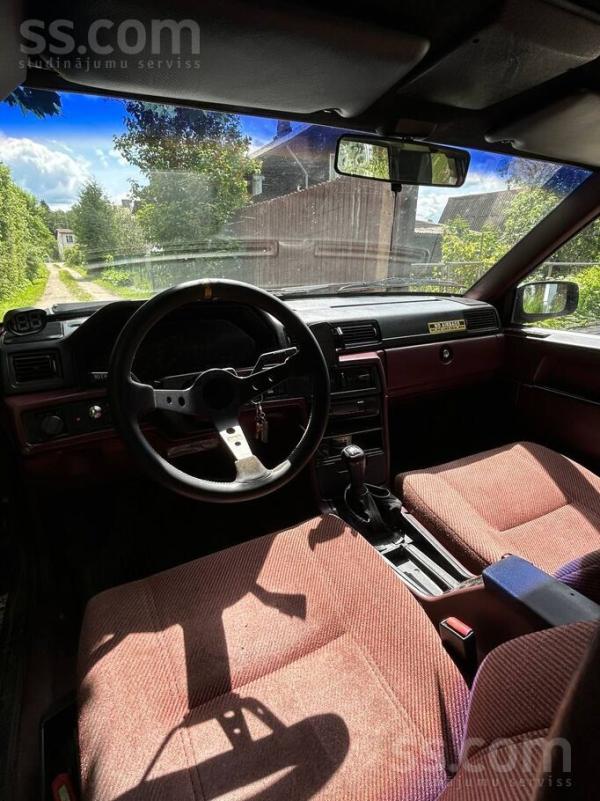 Grey Volvo 940 1991 in Riga, with an engine capacity of 2.40 L and mileage of 505 thousand km for 2650 €, photo 7 on AUTOMOTO.COM.LV