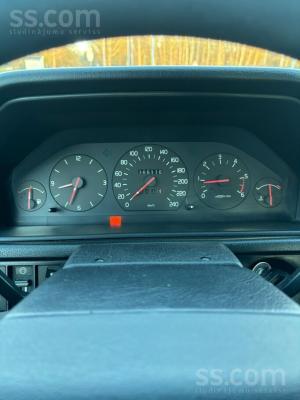 Sarkans Volvo 940 1995 Rīga, ar dzinēja tilpumu 2.40 L un nobraukumu 365 tūkst. km par 5700 €, foto 17 vietnē AUTOMOTO.COM.LV